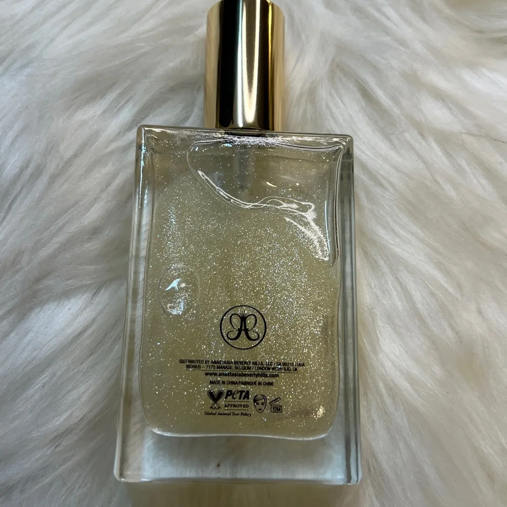 Anastasia | Bath & Body | Anastasia Shimmer Body Oil White | Poshmark